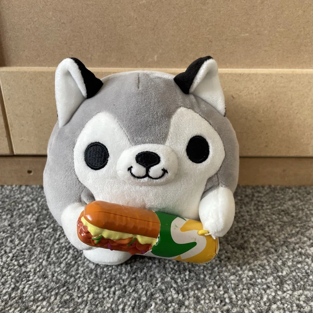 ZURU SNACKLES NIGEL the Husky Holding Subway Sandwich Snack Food Soft ...