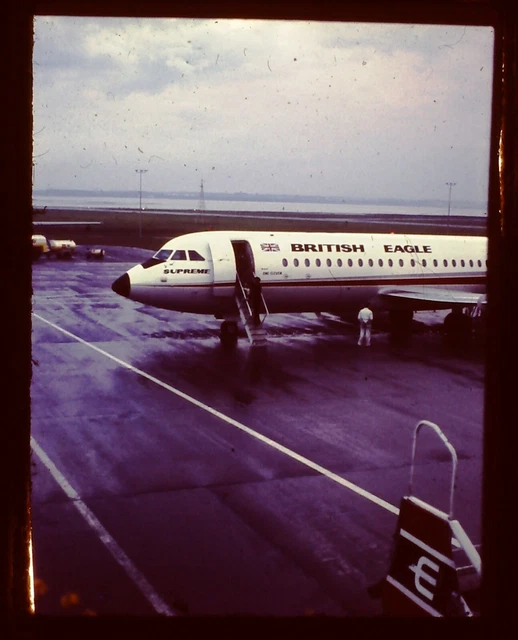 35MM HALF FRAME Colour Slide - British Eagle BAC One Eleven G-ATPI at ...