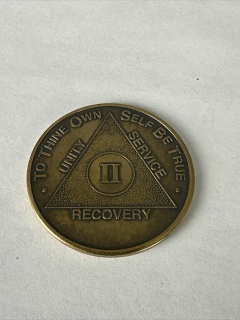 VINTAGE AA ALCOHOLICS Anonymous 2 Year Recovery Serenity Prayer Brass ...