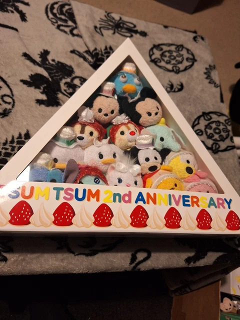 DISNEY TSUM TSUM 2nd Anniversary Cake Box Set 15 Plush Disney Store ...