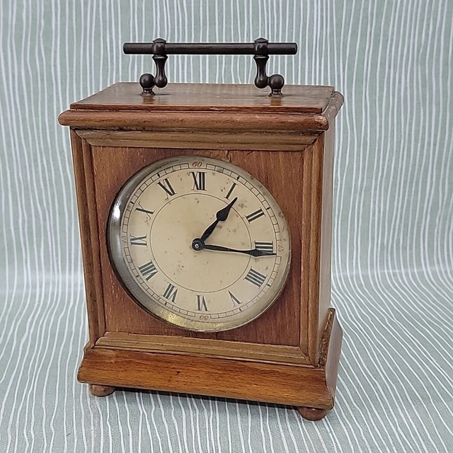 SMALL VINTAGE CARRIAGE Mantle Clock Wooden Cased Mechanical Wind Up £29 ...