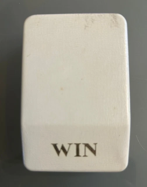 BRIQUET VINTAGE WIN gas lighter en métal doré, serie Deluxe 3000 ...