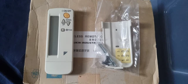 DAIKIN AIR CON. Wireless Remote Control Kit BRC4C65 Brand new £165.00 ...