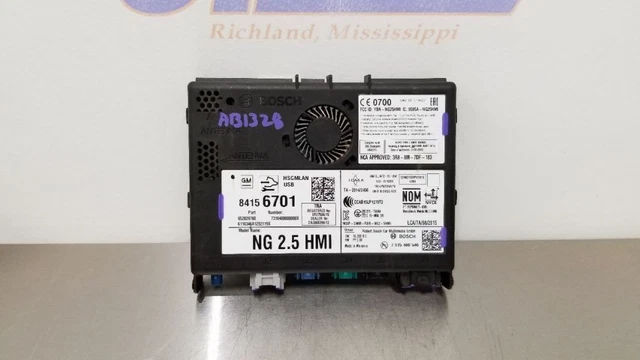 17 GMC SIERRA Denali 1500 Hmi Human Machine Interface Module 84156701 ...