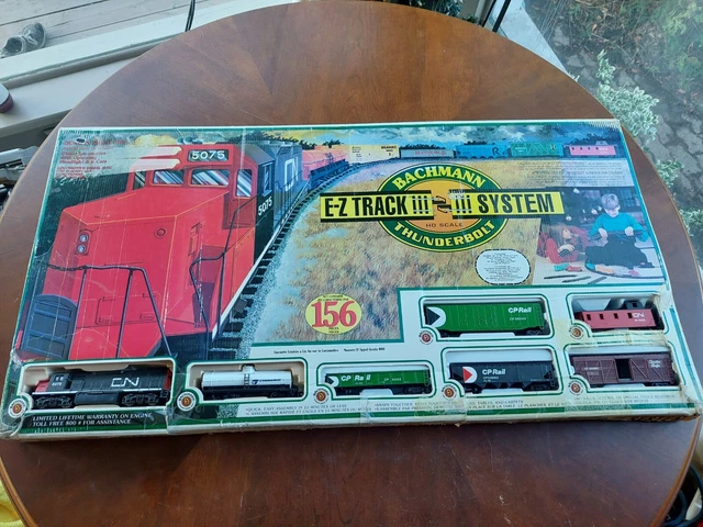 BACHMANN THUNDERBOLT HO Scale Electric Train Set Canadian Pacific *Used ...