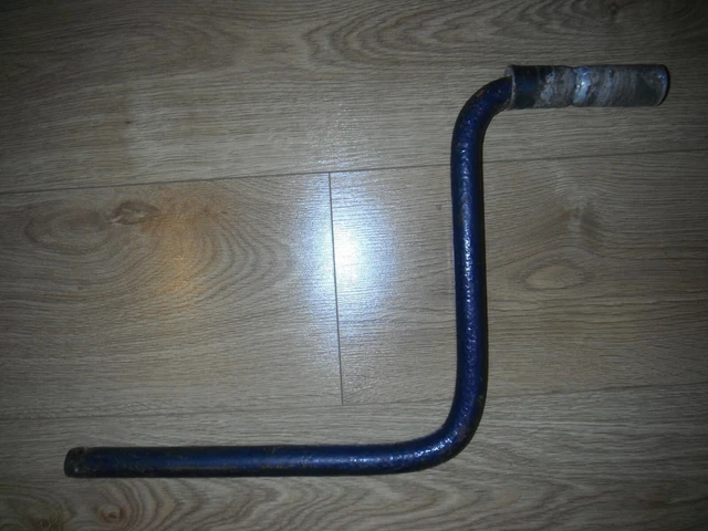 FORDSON N & E27N Major Tractor- Starting Handle (Spares/Repair/Restore ...