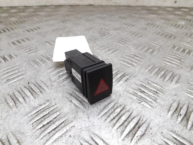 VOLKSWAGEN POLO FLASHER Hazard Warning Relay Switch 6q0953235a Mk4 2005 ...