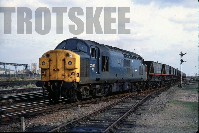 35MM SLIDE BR British Railways Diesel Loco Class 37 37072 March 1987 ...