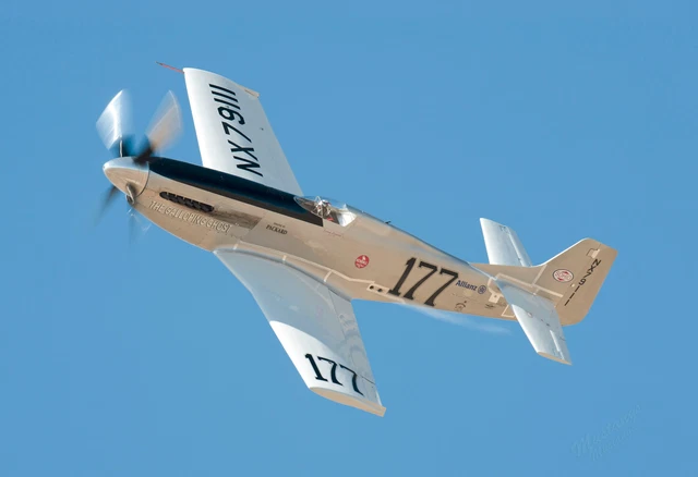 PLANS, MODÈLES ET Instructions Du P-51 Mustang Reno Racer À Échelle 1/ ...