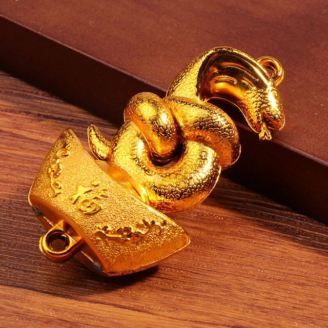 2025 YEAR OF The Snake Gold-Plated Plastic Zodiac Snake Pendant Lucky ...