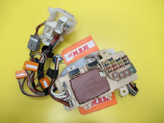 MAIN FUSE BOX Relay Dash Wire Bcm Computer Dash Wire Plug 94-99 Toyota ...