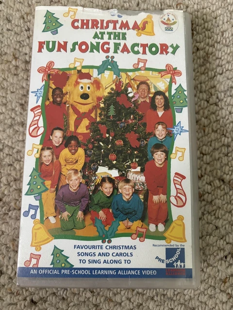 CHRISTMAS AT THE Fun Song Factory - Vhs Video - Untested £4.00 ...