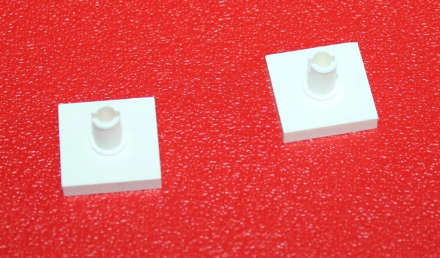 LEGO 2 WHITE Tile 2x2 with Pin ref 2460/set 7171 8654 6425 8216 6461 ...