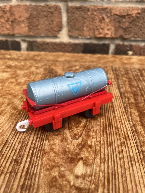 THOMAS THE TANK Engine & Friends Tomy Trackmaster Train - Water Tanker ...