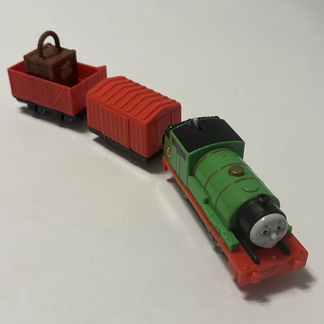 PERCY #6 + MAIL TRUCK TRAIN Thomas Trackmaster Track Motorised Train ...