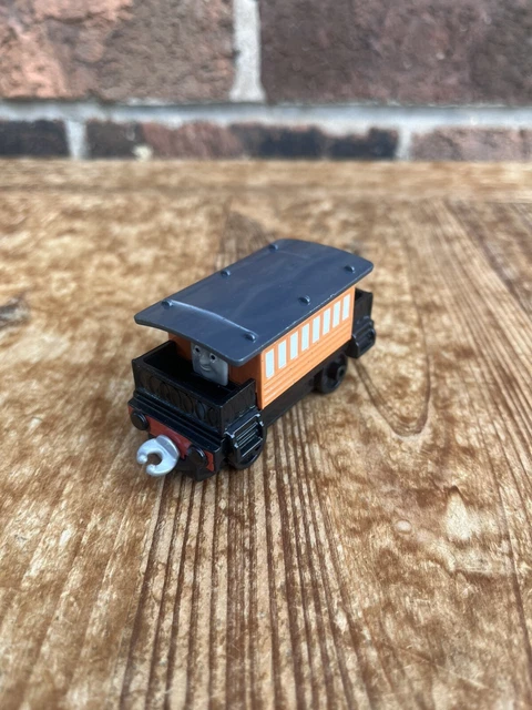 ADVENTURES THOMAS THE Tank Engine & Friends Train - HENRIETTA - POST ...