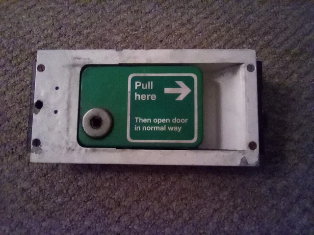 BRITISH RAIL NETWORK Carriage Original Emergency Door Release Pull 1970 ...