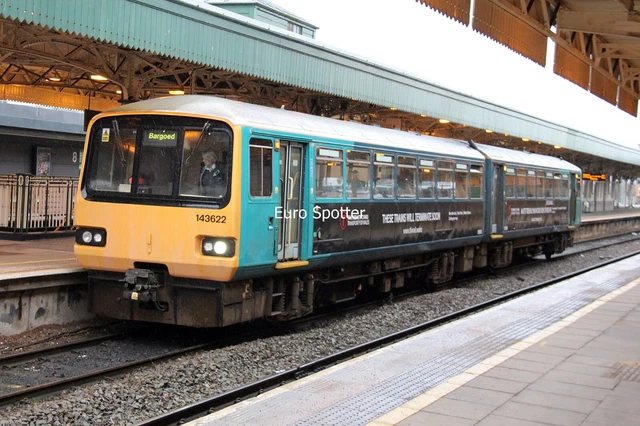 B231 35MM SLIDE TfW Class 143 143622 @ Cardiff £3.54 - PicClick UK