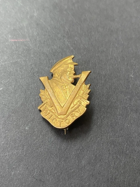 WW2 HOME FRONT 1939 -1945 Winston Churchill V for Victory pin badge £29 ...