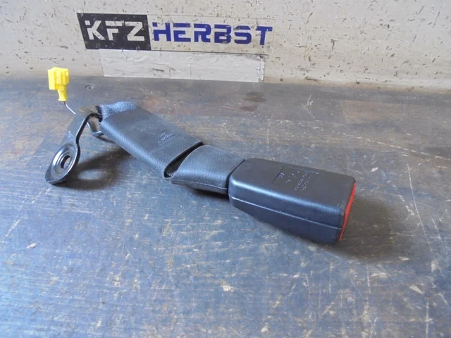 MERCEDES C-CLASS W204 seat belt lock center 2nd series 2048602669 ...
