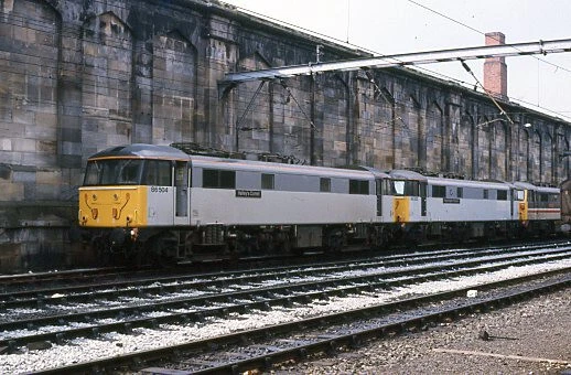 ORIGINAL COLOUR SLIDE of 86504 BR class 86 electric loco £0.99 ...