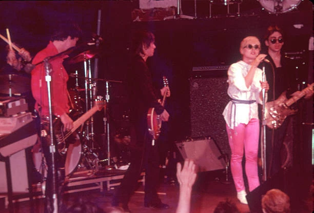 DEBBIE HARRY OF the New Wave band Blondie in LA 1977 OLD MUSIC PHOTO 14 ...