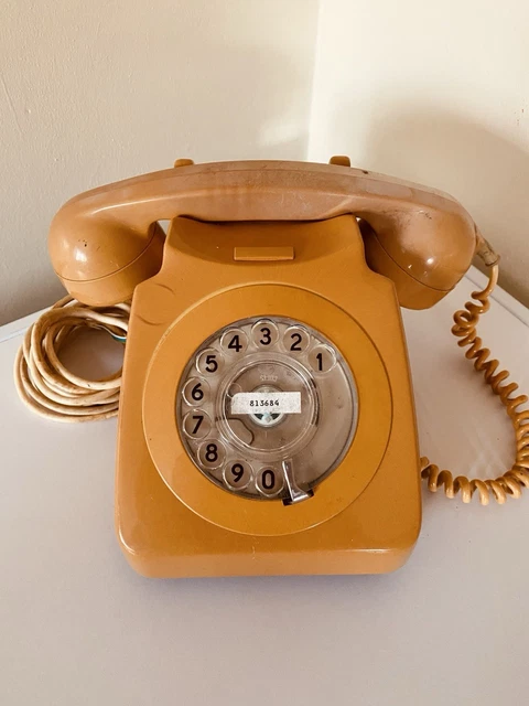 VINTAGE BRITISH TELECOM Brown Rotary Retro Dial Telephone 746F 1970’s ...