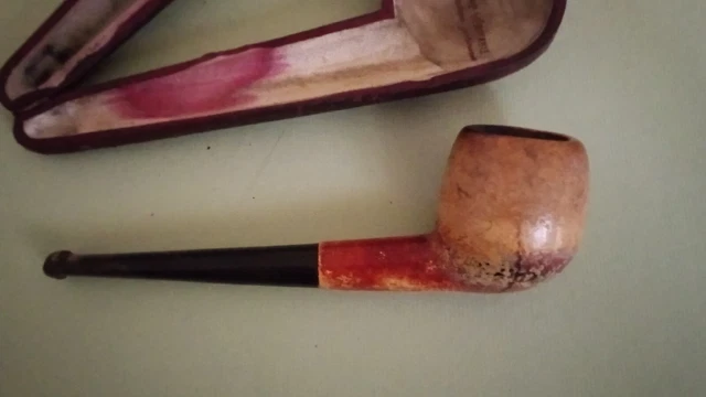 PIPE ANCIENNE EN écume de mer étui cuir écume véritable Fabrication ...