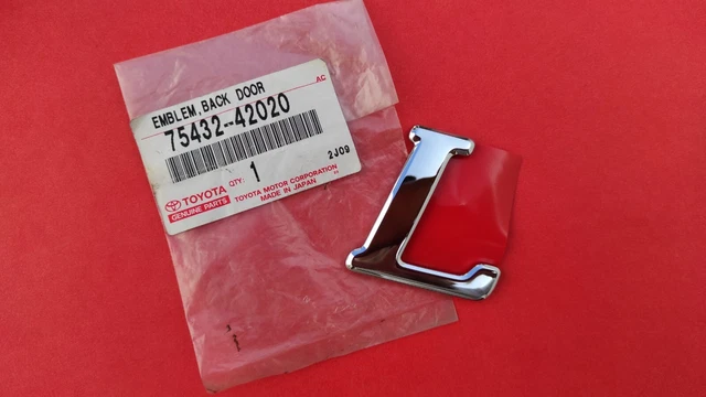 NOS 94- 2000 Toyota RAV4 VANGUARD Emblem Letter L Rear Trunk Lid Badge ...