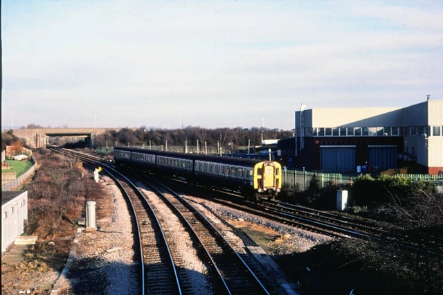 5676 RAILWAY COLOUR Slide 4 Cig At Farlington Junction 1988 £3.83 ...