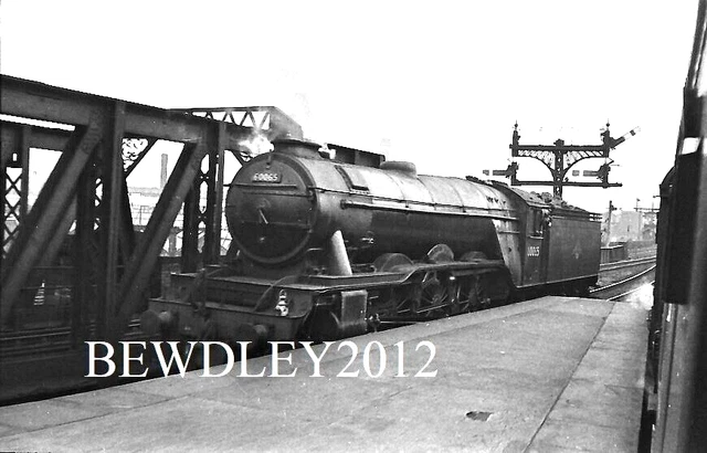NEGATIVES 35MM LNER 60065 "KNIGHT OF THISTLE" AT COPLEY HILL 1/5/1960 £ ...