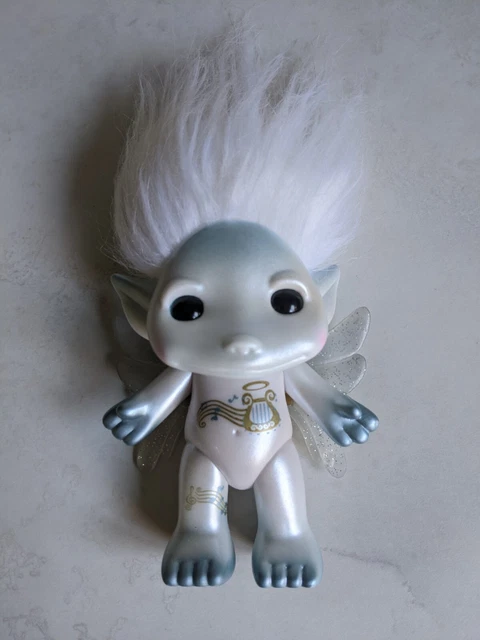 4& MOOSE TOYS Zelfs Troll Angelala the Angel Zelf Medium Figure 2013 ...