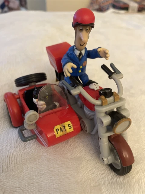 POSTMAN PAT MOTORCYCLE And Sidecar With Pat & Jess £12.00 - PicClick UK