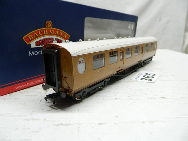 BACHMANN 00 LNER Teak Thompson Composite Corridor Coach 18510 Box 34 ...