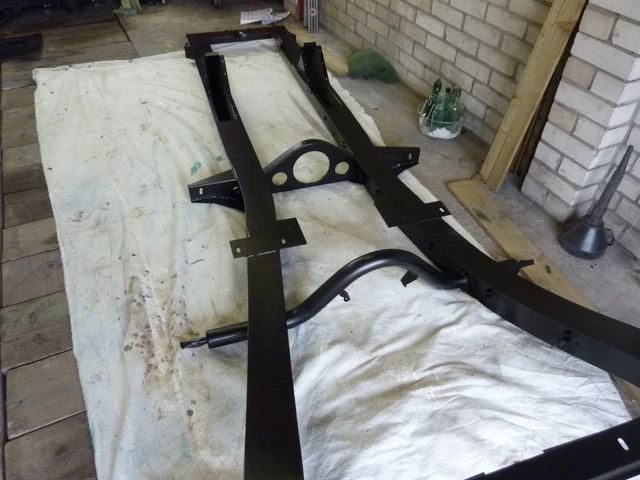 MORRIS MINOR VAN or Pick-up Chassis (NEW) £1,969.19 - PicClick UK