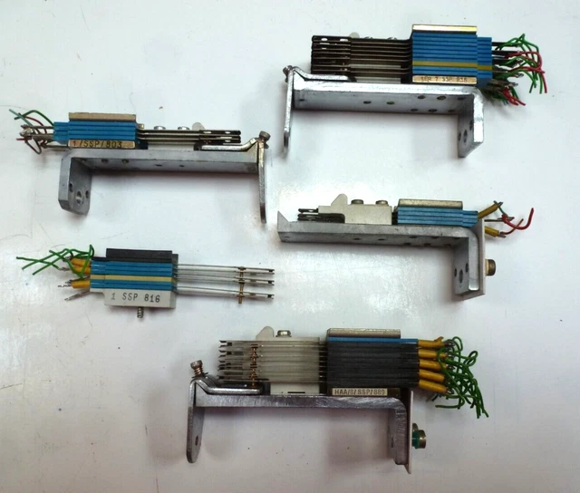 GPO STROWGER 3000 Type Relay Yokes And Spring Sets See Pix £5.99 ...