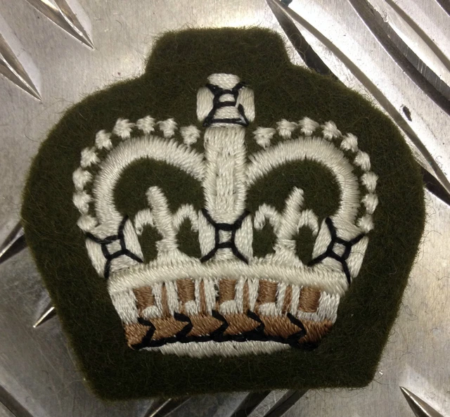 GENUINE BRITISH ARMY No2 Staff / Colour Sergeant SGT Class 2 Patch ...