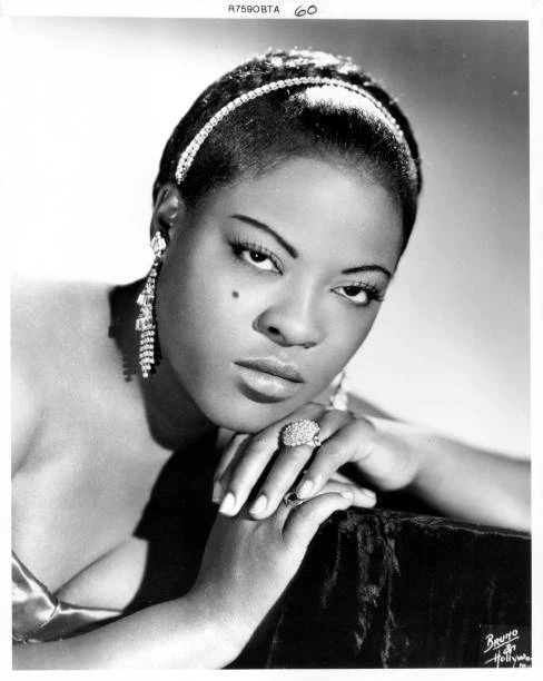 LAVERN BAKER POSED Studio Portrait Of Lavern Baker 2 Old Music Photo $8 ...
