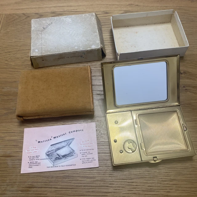 VINTAGE 'MELISSA' MUSICAL compact, With original powder pad Inc Powder ...