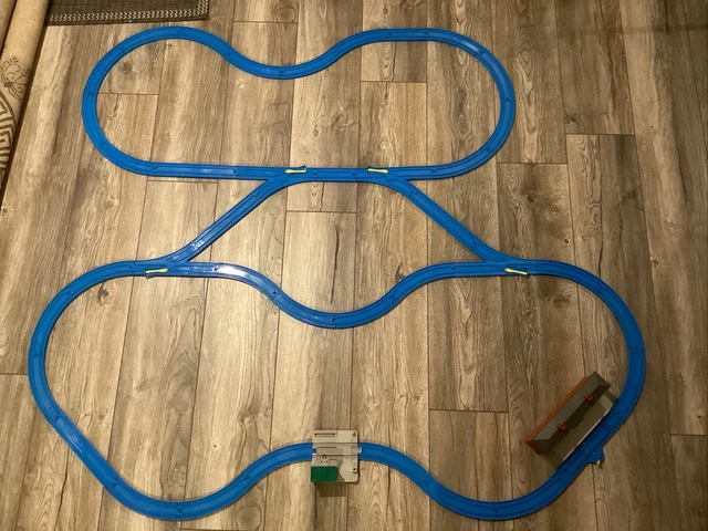 TOMY TRACKMASTER THOMAS Tank Engine Large Train Track Set Layout Bell ...