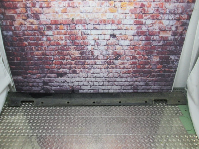 MERCEDES-BENZ W212 LIMOUSINE Schwellerverkleidung unten rechts ...