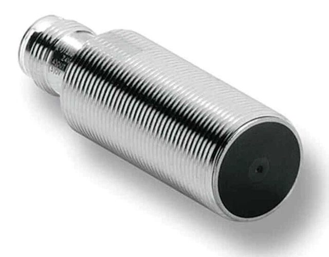 OMRON INDUCTIVE PROXIMITY SENSOR 12-24VDC M12x1, 1kHz, 200mA NPN, 4mm ...