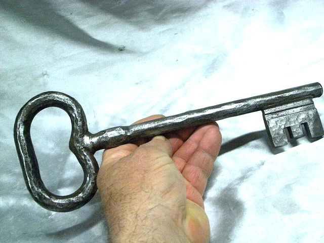 ANCIENNE GRANDE CLÉ Clef Porte Serrure Château Fer Forge Key EUR 76,80 ...