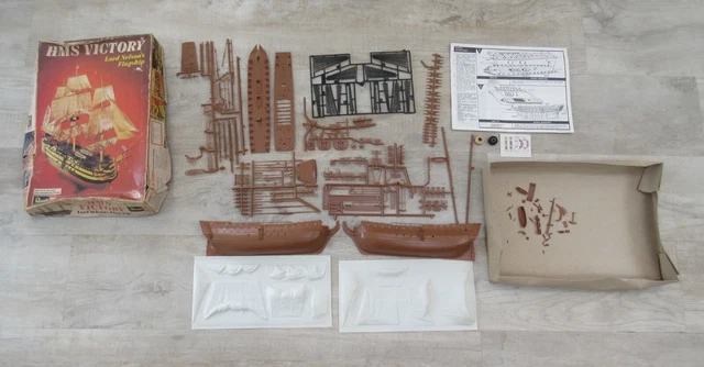 VINTAGE 1970S REVELL HMS Victory Nelsons ship model kit for spares H ...