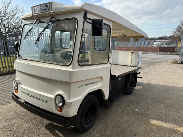 SMITHS CABAC ELECTRIC MILK FLOAT 6 year old battery £4,500.00 - PicClick UK