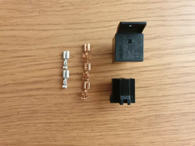 WEBASTO RELAY 896H-1CH-S1-T001 with crimp terminals and holder (relay ...