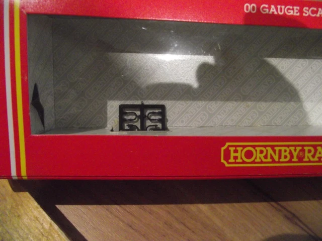 HORNBY R268-82201 MK4 Driving Van Trailer (DVT) Intercity Swallow ...