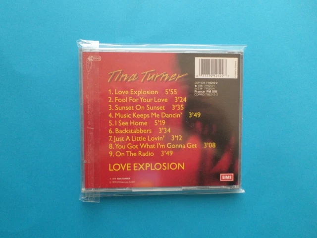 RARE CD DE Tina Turner " love explosion " très bon état voir 2 photos ...
