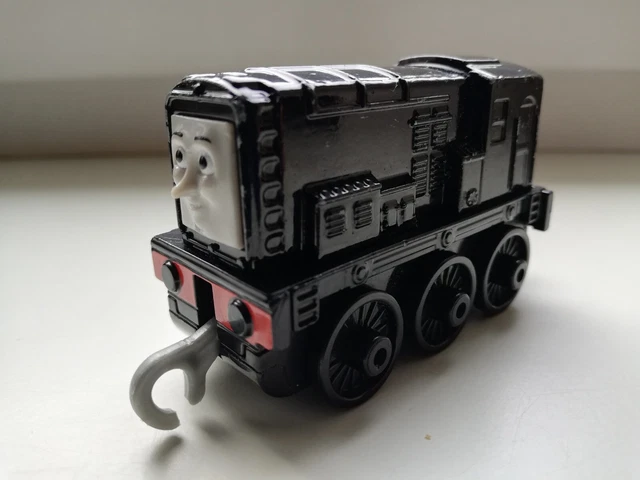 THOMAS & FRIENDS 'Track Master' Push Along Engine Diesel £4.35 ...