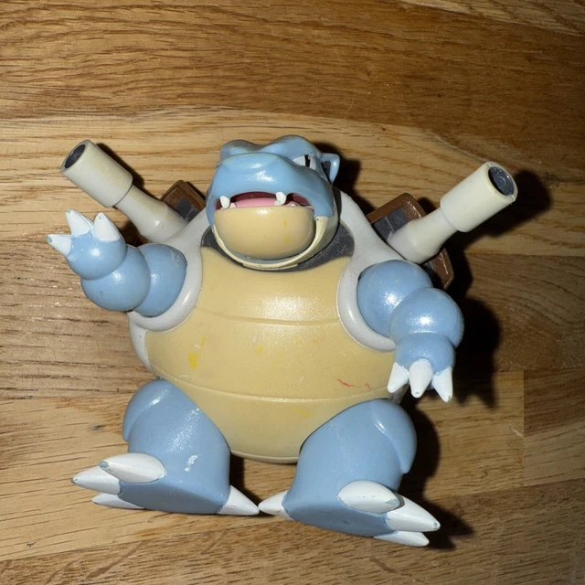 BLASTOISE POKEMON BATTLE Feature Figure - Pokemon Action Figures Toy £4 ...